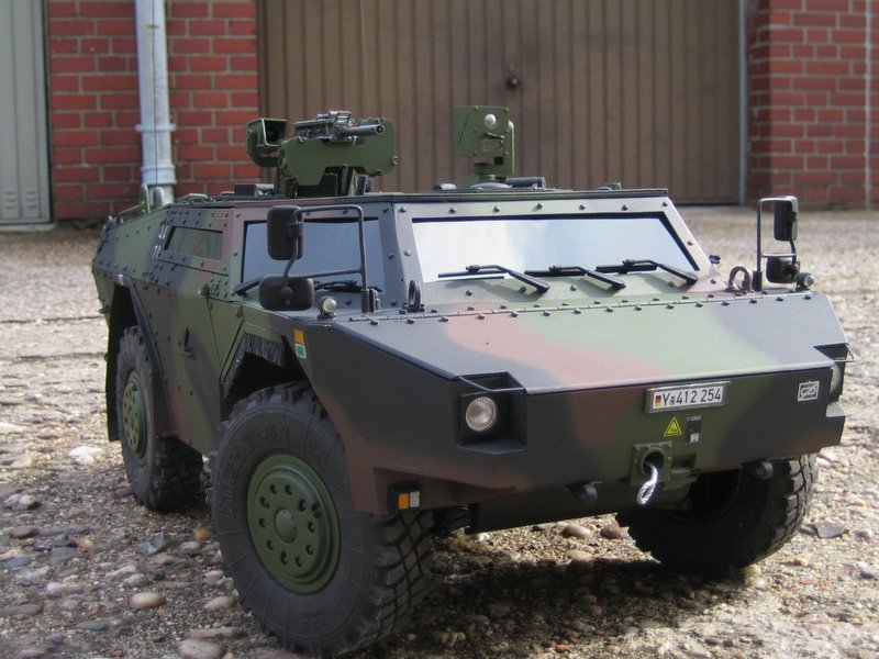 SpW Fennek 1:10 -- RC-Panzer